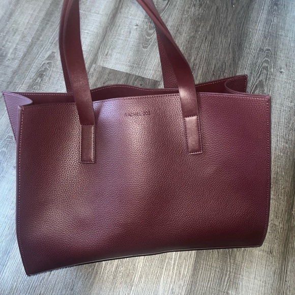 Rachel Zoe | Bags | Rachel Zoe Leather Shoulder Bag Euc | Poshmark